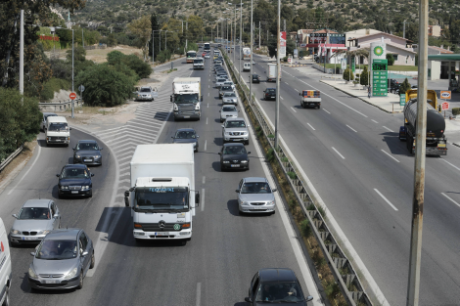 Θ. ΒΟΥΡΔΑΣ: Η ΑΠΑΓΟΡΕΥΣΗ ΤΗΣ ΚΙΝΗΣΗΣ ΒΑΡΕΩΝ ΟΧΗΜΑΤΩΝ ΣΤΟ ΠΑΡΑΠΛΕΥΡΟ ...
